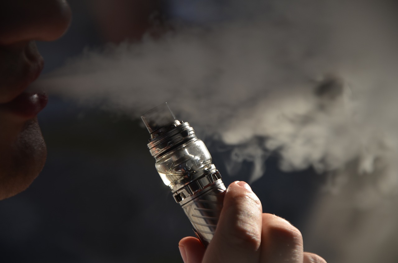 Pro-vaping content reaches millions on social media ahead of ban